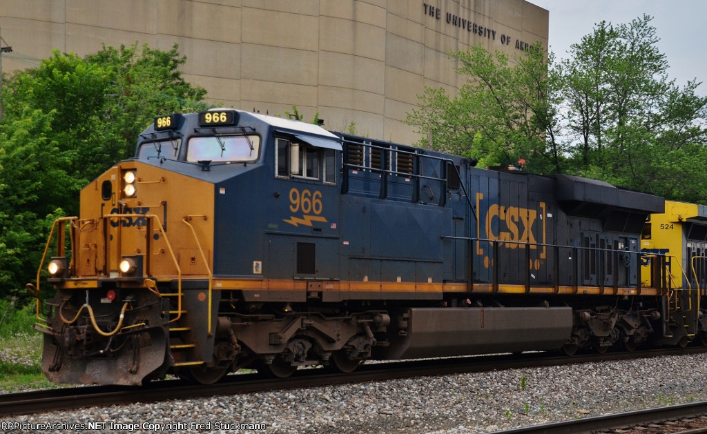 CSX 966